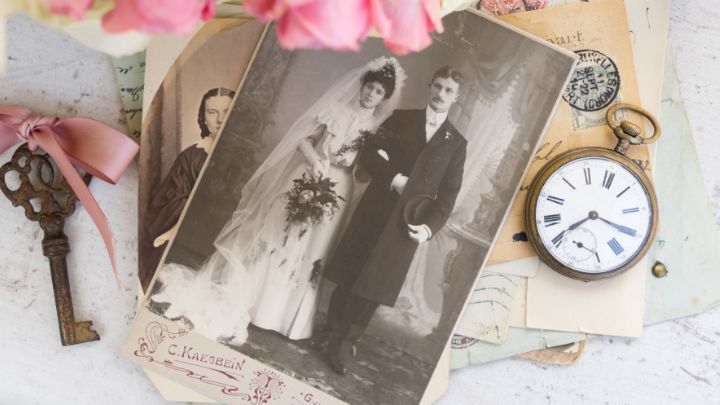 The Power of Old Family Photographs! - Are You My Cousin?